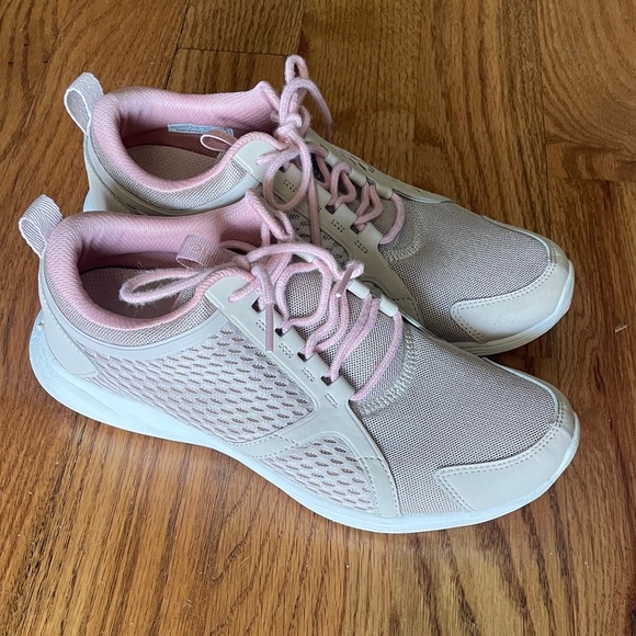 Vionic | Shoes | Vionic Womens Athletic Shoes Pink And Cream Sneakers ...